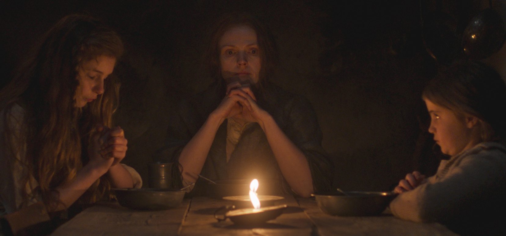 Photos: EXCLUSIVE: No Country for Young Women in 'Gwen' - Front Row ...