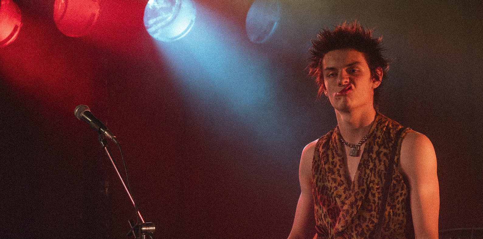 Danny Boyle Turns Lens on Punk Pioneers in Six-Part Hulu Series 'Pistol ...